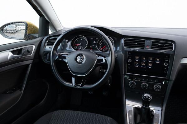 Фольксваген Гольф 2018 в Рига на AUTOMOTO.COM.LV Фольксваген Гольф 2018 в Рига, объемом двигателя 1.60 л и пробегом 140 тыс. км за 8500 €, фото 11 на AUTOMOTO.COM.LV