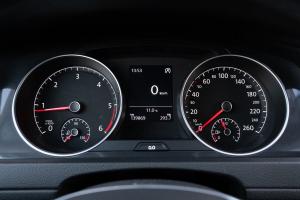 Фольксваген Гольф 2018 в Рига, объемом двигателя 1.60 л и пробегом 140 тыс. км за 8500 €, фото 14 на AUTOMOTO.COM.LV