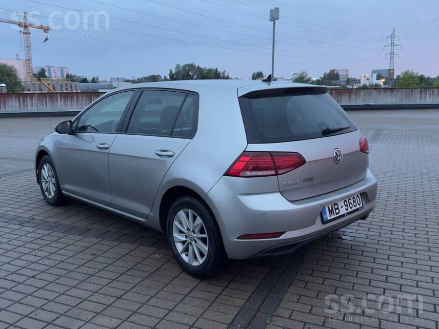 Volkswagen Golf 2019 in Riga, with an engine capacity of 1.60 L and mileage of 114 thousand km for 11500 €, photo 7 on AUTOMOTO.COM.LV