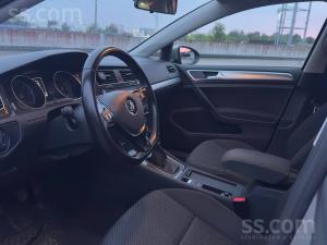 Volkswagen Golf 2019 in Riga, with an engine capacity of 1.60 L and mileage of 114 thousand km for 11500 €, photo 9 on AUTOMOTO.COM.LV