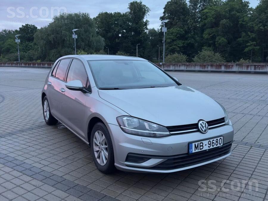 Volkswagen Golf 2019 in Riga, with an engine capacity of 1.60 L and mileage of 114 thousand km for 11000 €, photo 4 on AUTOMOTO.COM.LV