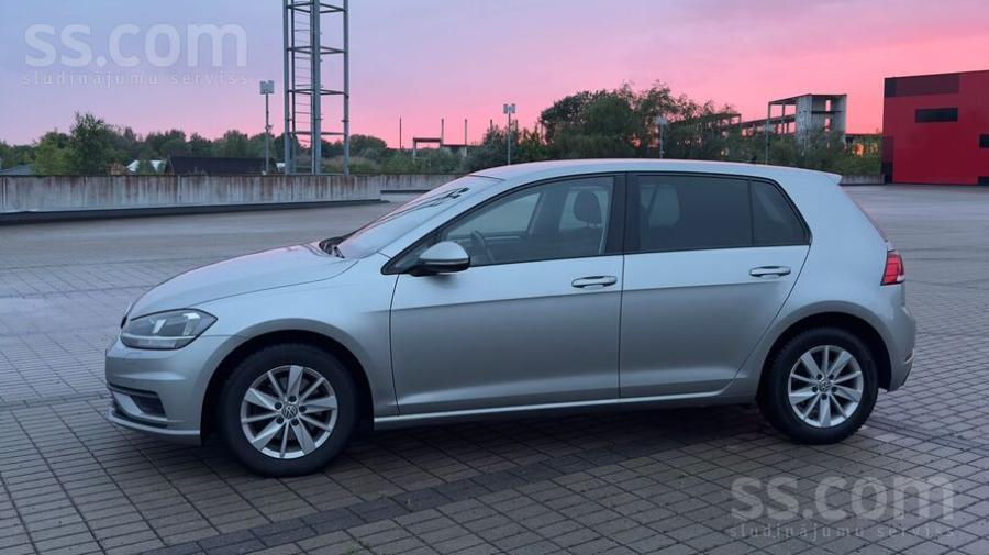 Volkswagen Golf 2019 in Riga, with an engine capacity of 1.60 L and mileage of 114 thousand km for 11000 €, photo 8 on AUTOMOTO.COM.LV