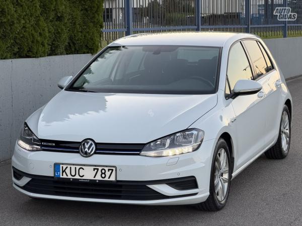 Volkswagen Golf 2019 in Vilnius, with an engine capacity of 1.50 L and mileage of 50 thousand km for 16000 €, photo 1 on AUTOMOTO.COM.LV