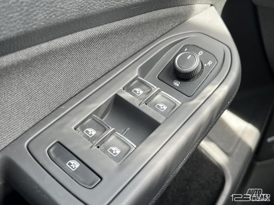 Volkswagen Golf 2020 Tauragė, ar dzinēja tilpumu 1.50 L un nobraukumu 44 tūkst. km par 15700 €, foto 26 vietnē AUTOMOTO.COM.LV