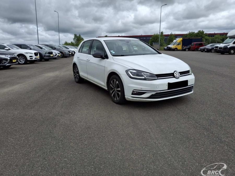 Volkswagen Golf 2020 in Vilnius, with an engine capacity of 1.60 L and mileage of 262 thousand km for 9900 €, photo 4 on AUTOMOTO.COM.LV