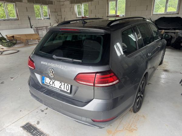 Volkswagen Golf 2020 in Vilnius, with an engine capacity of 2.00 L and mileage of 296 thousand km for 4300 €, photo 4 on AUTOMOTO.COM.LV