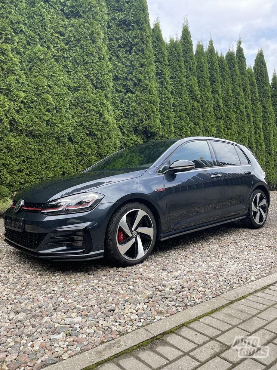 Volkswagen Golf 2021 in Kaunas, with an engine capacity of 2.00 L and mileage of 34 thousand km for 15600 €, photo 2 on AUTOMOTO.COM.LV