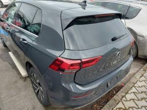 Volkswagen Golf 2021 in Vilnius, with an engine capacity of 1.40 L and mileage of 89 thousand km for 9999 €, photo  on AUTOMOTO.COM.LV