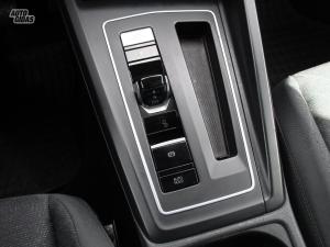 Volkswagen Golf 2021 in Vilnius, with an engine capacity of 1.00 L and mileage of 118 thousand km for 16950 €, photo 12 on AUTOMOTO.COM.LV