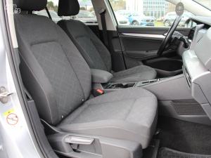 Volkswagen Golf 2021 in Vilnius, with an engine capacity of 1.00 L and mileage of 118 thousand km for 16950 €, photo 14 on AUTOMOTO.COM.LV