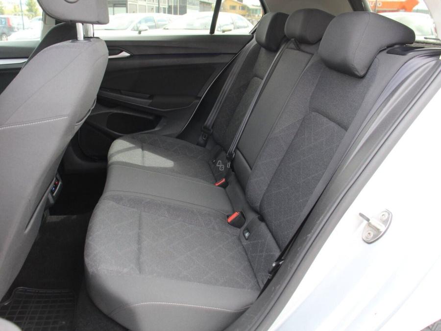 Volkswagen Golf 2021 in Vilnius, with an engine capacity of 1.00 L and mileage of 118 thousand km for 16950 €, photo 15 on AUTOMOTO.COM.LV