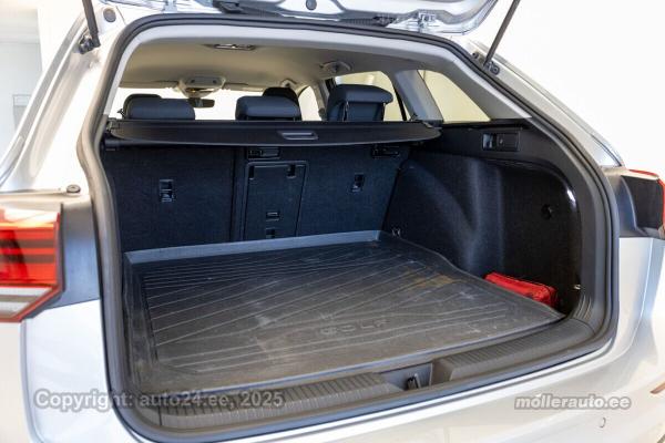 Volkswagen Golf 2022 in Johvi, with an engine capacity of 2.00 L and mileage of 157 thousand km for 15490 €, photo 11 on AUTOMOTO.COM.LV