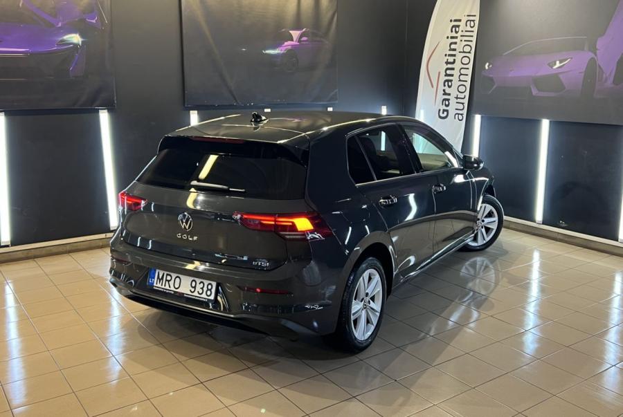 Volkswagen Golf 2023 in Vilnius, with an engine capacity of 1.00 L and mileage of 68 thousand km for 15750 €, photo 3 on AUTOMOTO.COM.LV
