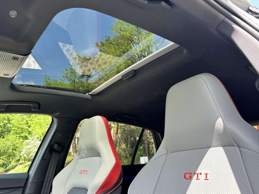 Volkswagen Golf 2024 Kauņa, ar dzinēja tilpumu 2.00 L un nobraukumu 19 tūkst. km par 29855 €, foto 14 vietnē AUTOMOTO.COM.LV