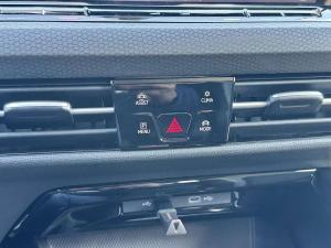 Volkswagen Golf 2024 Kauņa, ar dzinēja tilpumu 2.00 L un nobraukumu 19 tūkst. km par 29855 €, foto 24 vietnē AUTOMOTO.COM.LV