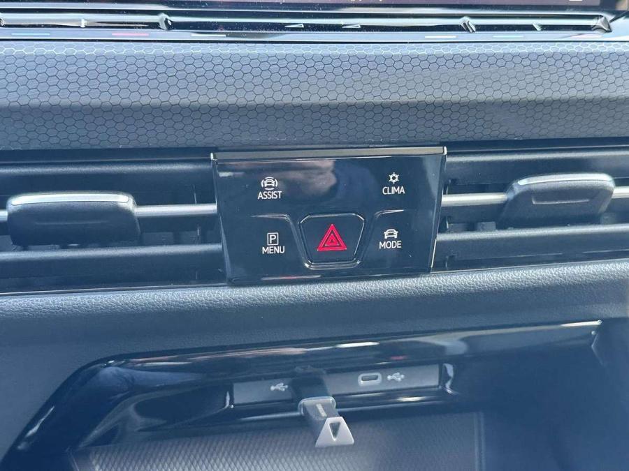 Volkswagen Golf 2024 Kauņa, ar dzinēja tilpumu 2.00 L un nobraukumu 19 tūkst. km par 29855 €, foto 24 vietnē AUTOMOTO.COM.LV