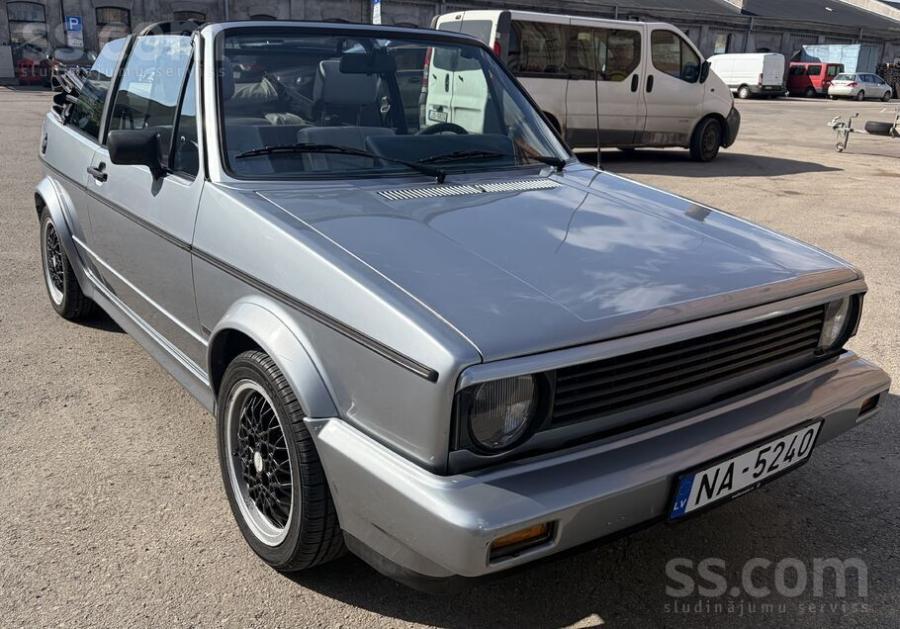 Grey Volkswagen golf-i 1990 in Riga, with an engine capacity of 1.80 L and mileage of 184 thousand km for 6900 €, photo 3 on AUTOMOTO.COM.LV