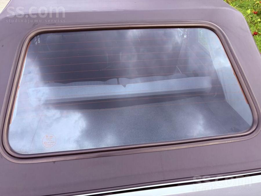 Grey Volkswagen golf-i 1990 in Riga, with an engine capacity of 1.80 L and mileage of 184 thousand km for 6900 €, photo 12 on AUTOMOTO.COM.LV