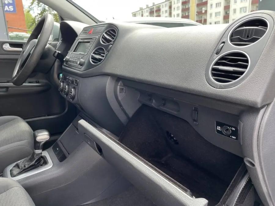 Серый Фольксваген Golf 1 2006 в Талси, объемом двигателя 1.90 л и пробегом 282 тыс. км за 2350 €, фото 12 на AUTOMOTO.COM.LV