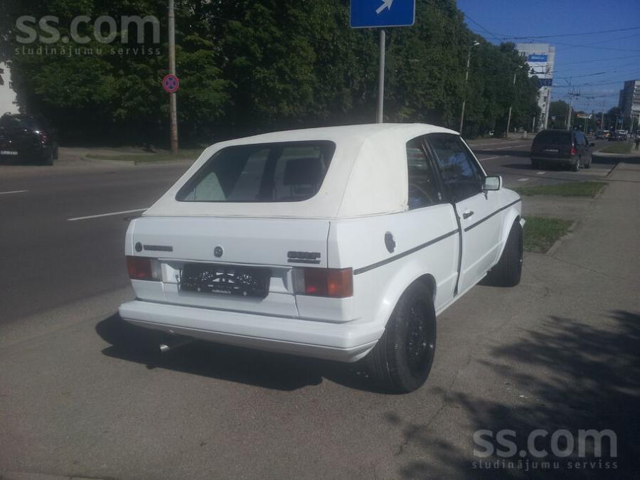 Белый Фольксваген Golf 1 1983 в Рига, объемом двигателя 1.80 л и пробегом 210 тыс. км за 6500 €, фото 5 на AUTOMOTO.COM.LV