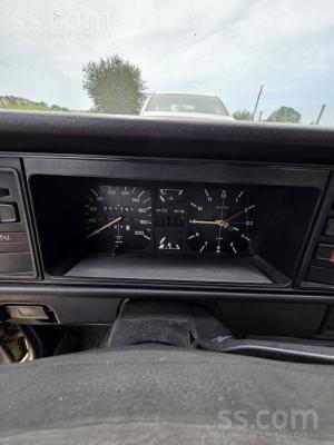 Белый Фольксваген Golf 1 1983 в Рига, объемом двигателя 1.60 л и пробегом 202 тыс. км за 3800 €, фото 4 на AUTOMOTO.COM.LV