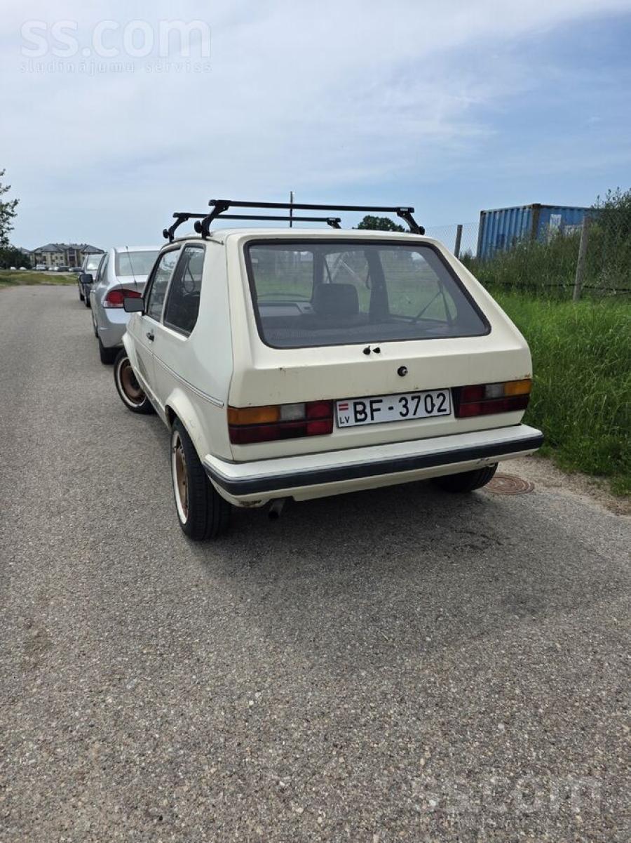Белый Фольксваген Golf 1 1983 в Рига, объемом двигателя 1.60 л и пробегом 202 тыс. км за 3800 €, фото 10 на AUTOMOTO.COM.LV