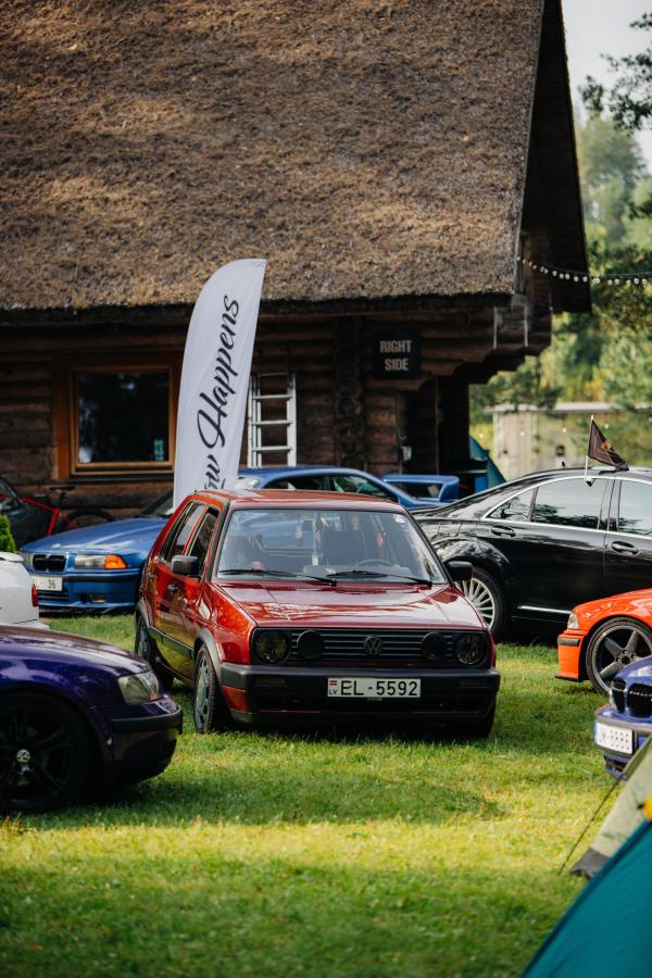 Sarkans Volkswagen golf-ii 1991 Cēsis, ar dzinēja tilpumu 2.00 L un nobraukumu 234 tūkst. km par 3700 €, foto 1 vietnē AUTOMOTO.COM.LV