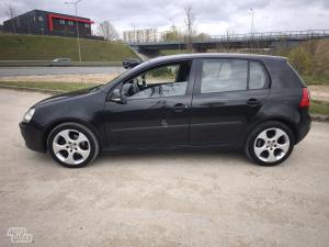 Volkswagen Golf 2005 Viļņa, ar dzinēja tilpumu 1.90 L un nobraukumu 413 tūkst. km par 950 €, foto 8 vietnē AUTOMOTO.COM.LV