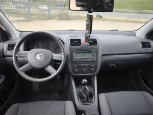Volkswagen Golf 2005 Viļņa, ar dzinēja tilpumu 1.90 L un nobraukumu 413 tūkst. km par 950 €, foto 15 vietnē AUTOMOTO.COM.LV