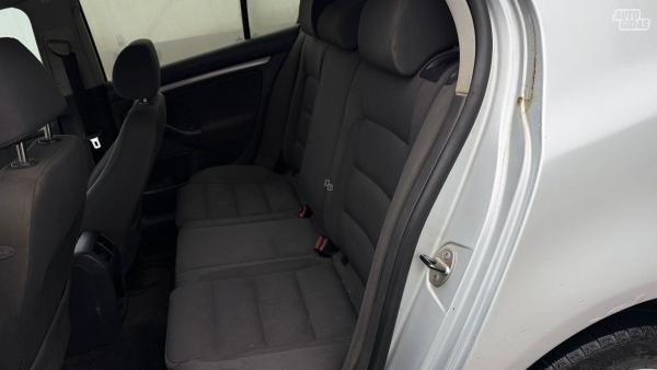 Volkswagen Golf 2005 in Vilnius, with an engine capacity of 2.00 L and mileage of 400 thousand km for 1250 €, photo 7 on AUTOMOTO.COM.LV