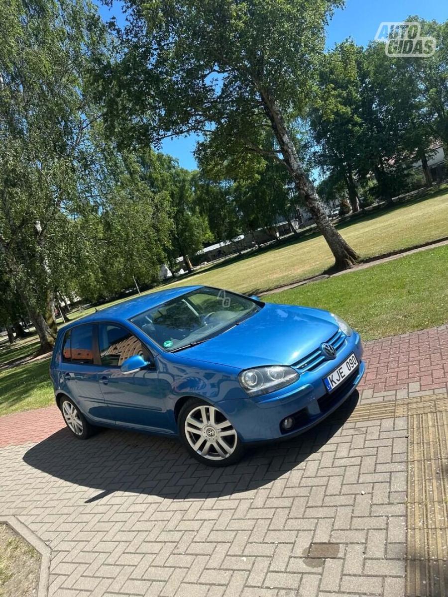 Volkswagen Golf 2005 in Silute, with an engine capacity of 2.00 L and mileage of 400 thousand km for 1999 €, photo 3 on AUTOMOTO.COM.LV
