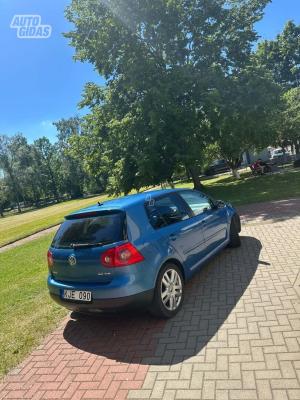 Volkswagen Golf 2005 in Silute, with an engine capacity of 2.00 L and mileage of 400 thousand km for 1999 €, photo 5 on AUTOMOTO.COM.LV