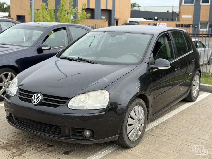 Volkswagen Golf 2005 in Kaunas, with an engine capacity of 1.90 L and mileage of 321 thousand km for 700 €, photo 3 on AUTOMOTO.COM.LV