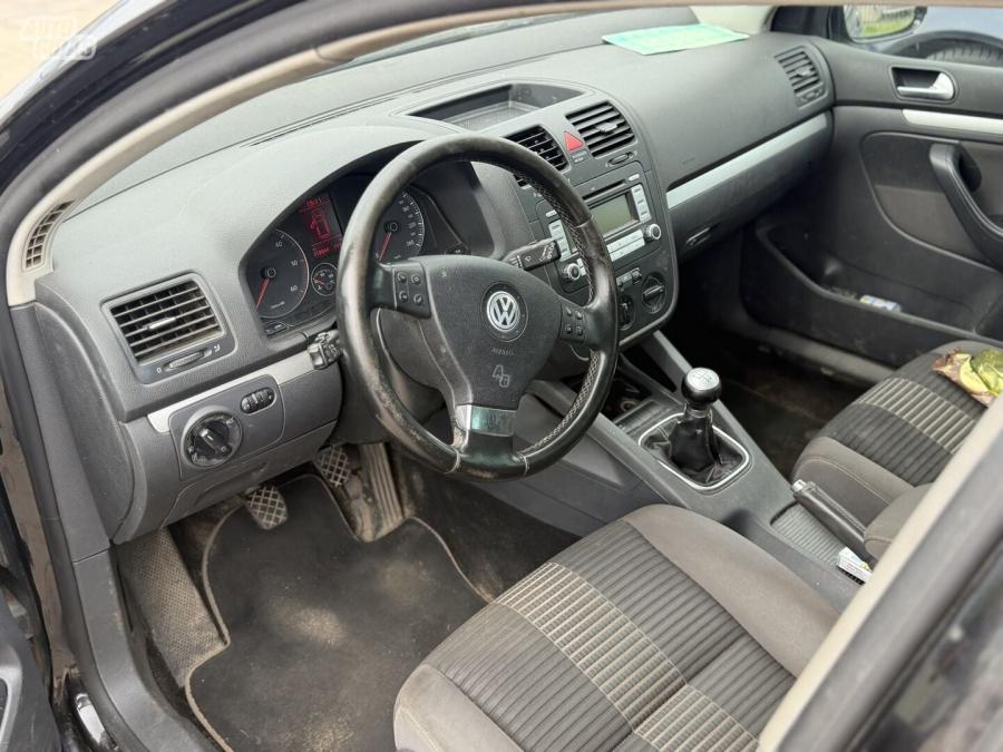 Volkswagen Golf 2005 in Kaunas, with an engine capacity of 1.90 L and mileage of 321 thousand km for 700 €, photo 6 on AUTOMOTO.COM.LV