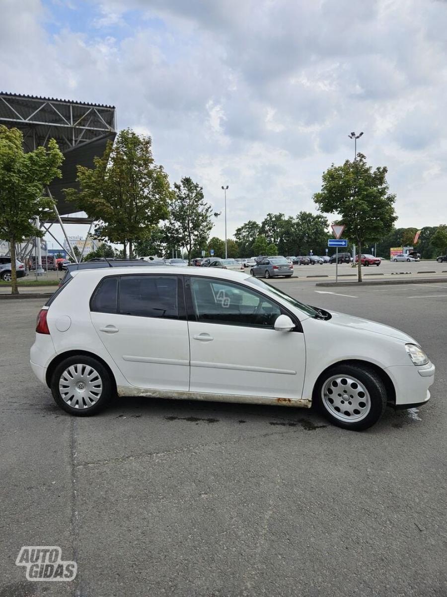 Volkswagen Golf 2007 in Klaipeda, with an engine capacity of 1.90 L and mileage of 263 thousand km for 500 €, photo 5 on AUTOMOTO.COM.LV