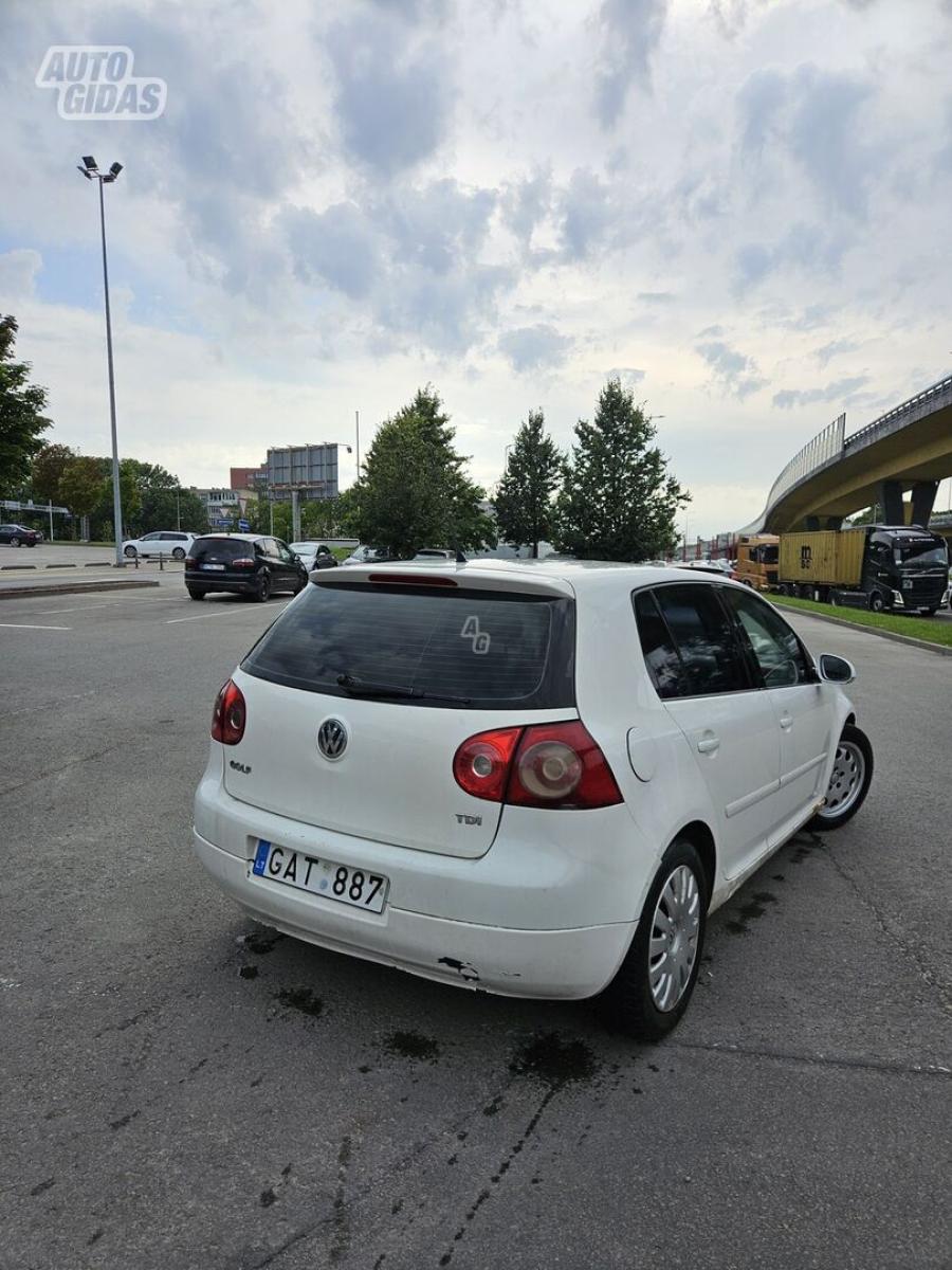 Volkswagen Golf 2007 in Klaipeda, with an engine capacity of 1.90 L and mileage of 263 thousand km for 500 €, photo 6 on AUTOMOTO.COM.LV