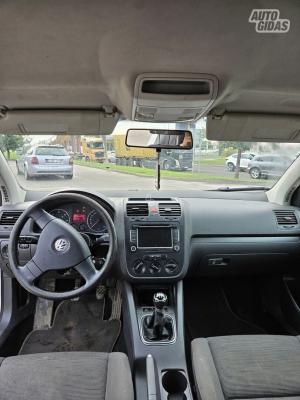Volkswagen Golf 2007 in Klaipeda, with an engine capacity of 1.90 L and mileage of 263 thousand km for 500 €, photo 8 on AUTOMOTO.COM.LV