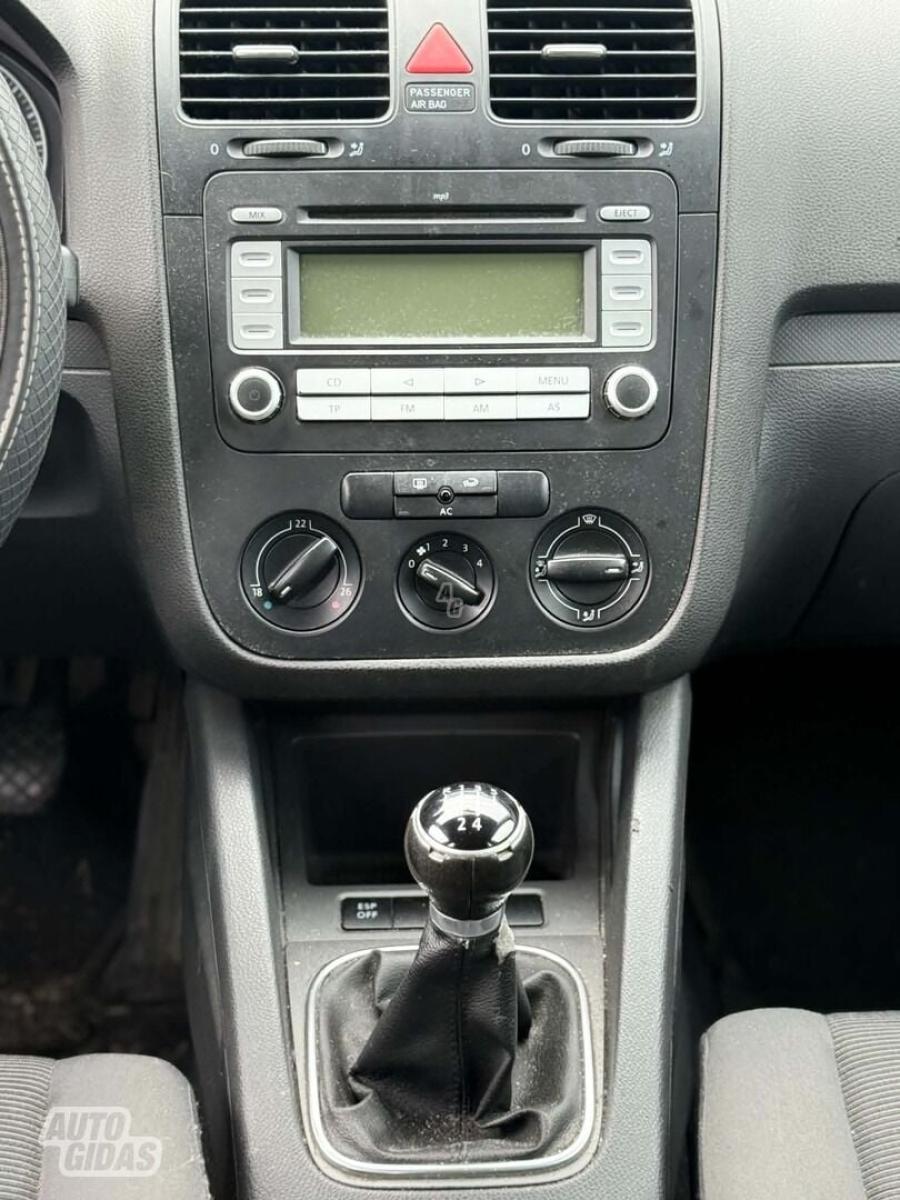 Volkswagen Golf 2007 Šilutė, ar dzinēja tilpumu 1.90 L un nobraukumu 231 tūkst. km par 1600 €, foto 11 vietnē AUTOMOTO.COM.LV