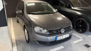 Volkswagen Golf 2010 in Vilnius, with an engine capacity of 1.60 L and mileage of 260 thousand km for 1900 €, photo  on AUTOMOTO.COM.LV