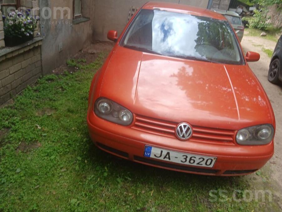 Orange Volkswagen Golf 1998 in Valmiera, with an engine capacity of 1.90 L and mileage of 387 thousand km for 700 €, photo 3 on AUTOMOTO.COM.LV