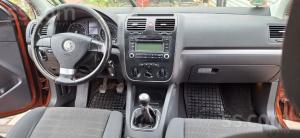 Orange Volkswagen Golf 2006 in Daugavpils, with an engine capacity of 1.90 L and mileage of 257 thousand km for 1550 €, photo 22 on AUTOMOTO.COM.LV