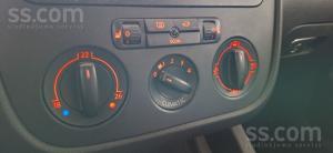 Orange Volkswagen Golf 2006 in Daugavpils, with an engine capacity of 1.90 L and mileage of 257 thousand km for 1550 €, photo 24 on AUTOMOTO.COM.LV