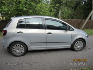 Beige Volkswagen Golf Plus 2011 in Tallinn, with an engine capacity of 1.40 L and mileage of 151 thousand km for 4850 €, photo 4 on AUTOMOTO.COM.LV