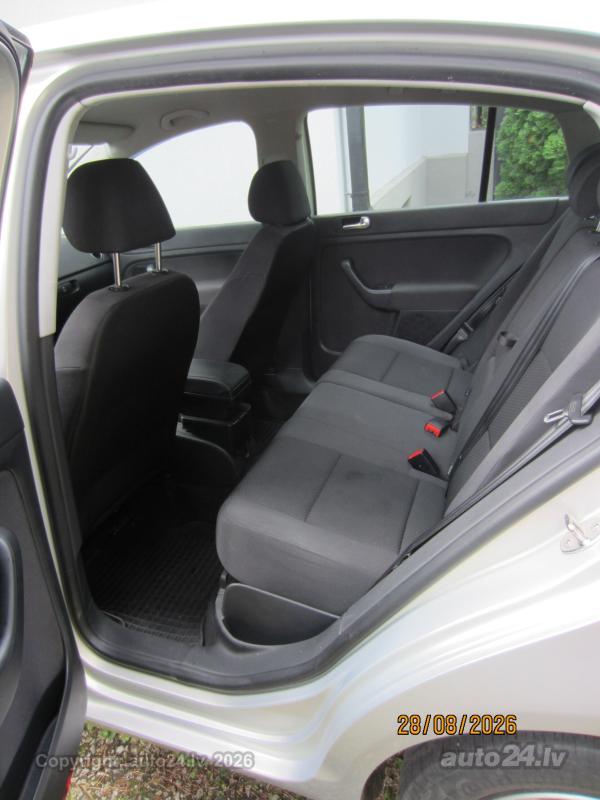 Volkswagen Golf Plus 2011 Tallina vietnÄ SmilÅ”u krÄsa Volkswagen Golf Plus 2011 Tallina, ar dzinÄja tilpumu 1.40 L un nobraukumu 151 tÅ«kst. km par 4850 ā¬, foto 9 vietnÄ AUTOMOTO.COM.LV