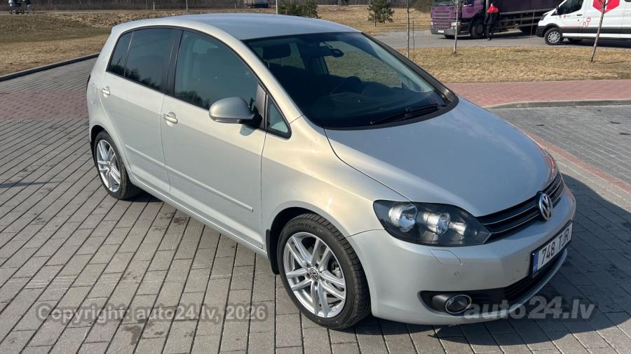 Smilšu krāsa Volkswagen Golf Plus 2012 Tallina, ar dzinēja tilpumu 1.40 L un nobraukumu 276 tūkst. km par 4300 €, foto 1 vietnē AUTOMOTO.COM.LV