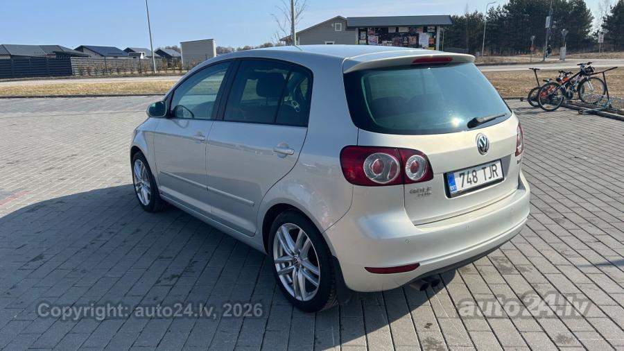 Smilšu krāsa Volkswagen Golf Plus 2012 Tallina, ar dzinēja tilpumu 1.40 L un nobraukumu 276 tūkst. km par 4300 €, foto 5 vietnē AUTOMOTO.COM.LV