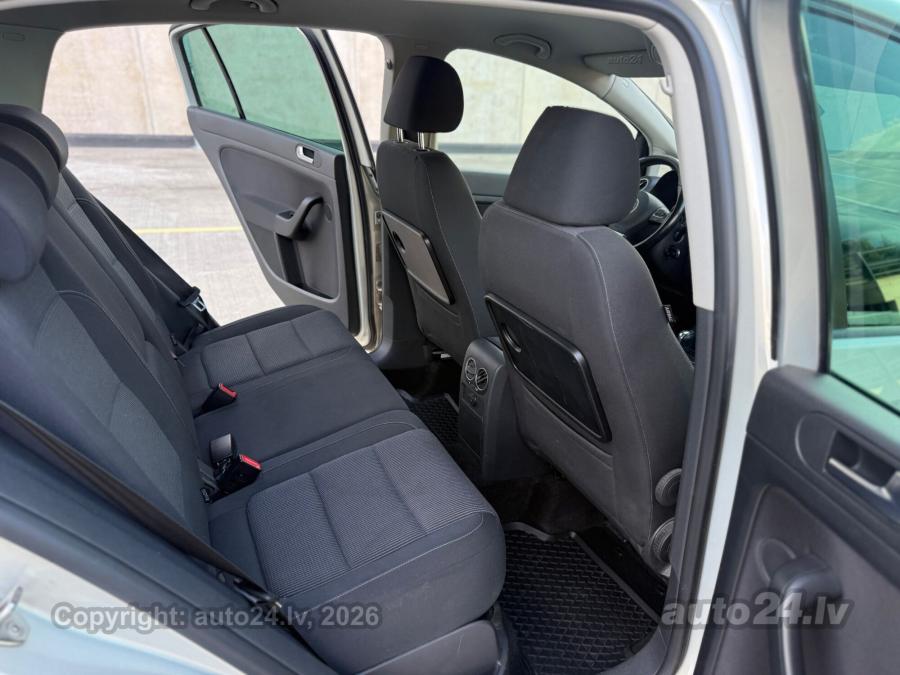 Beige Volkswagen Golf Plus 2012 in Tartu, with an engine capacity of 1.40 L and mileage of 165 thousand km for 6590 €, photo 12 on AUTOMOTO.COM.LV