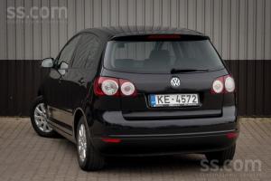 Black Volkswagen Golf Plus 2005 in Talsi, with an engine capacity of 1.60 L and mileage of 197 thousand km for 2990 €, photo 4 on AUTOMOTO.COM.LV