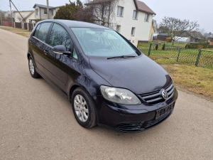 Black Volkswagen Golf Plus 2005 in Marijampole, with an engine capacity of 1.60 L and mileage of 154 thousand km for 1400 €, photo  on AUTOMOTO.COM.LV