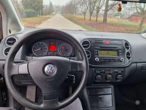 Black Volkswagen Golf Plus 2005 in Marijampole, with an engine capacity of 1.60 L and mileage of 154 thousand km for 1400 €, photo 13 on AUTOMOTO.COM.LV